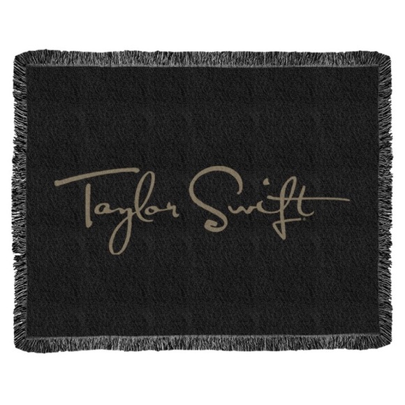Taylor Swift | Bedding | Taylor Swift Blanket Rare Debut Blanket Script ...